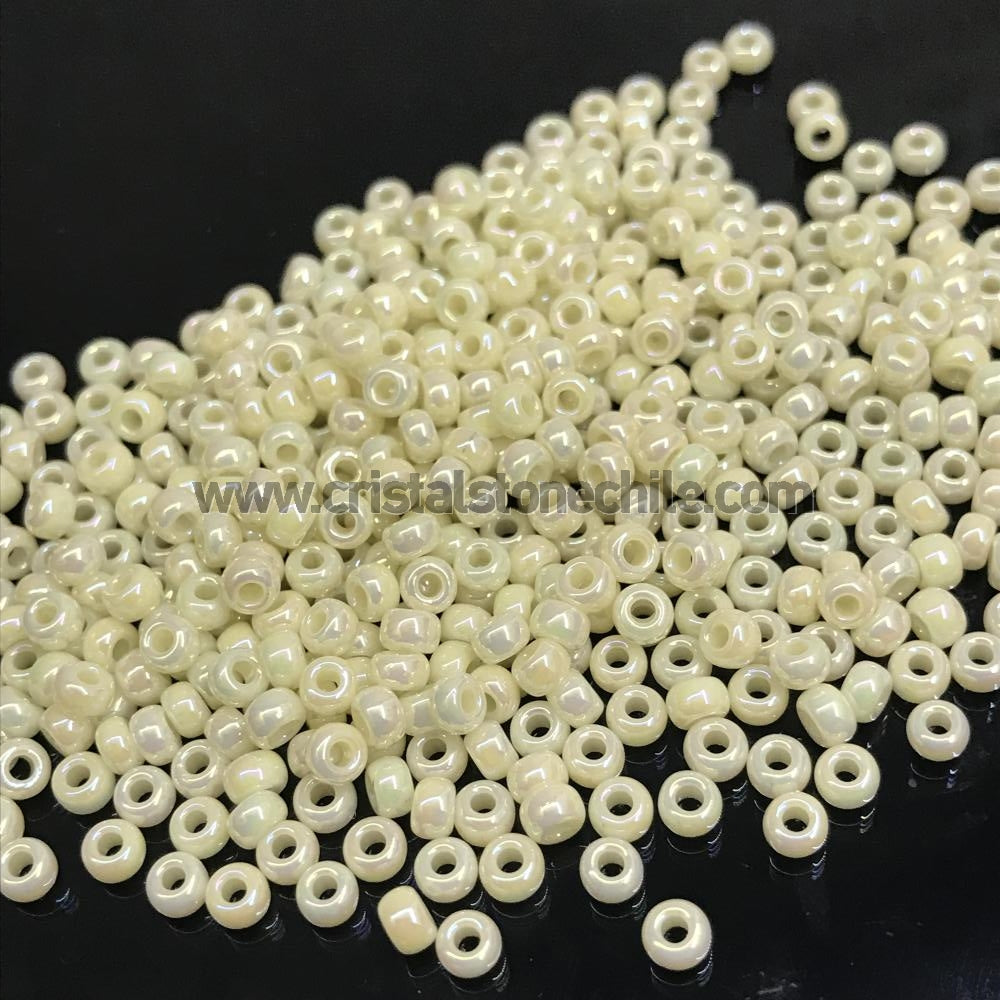 Miyuki Round Rocailles 8/0 | 486RR | Tornasol Mantequilla – CrystalStone