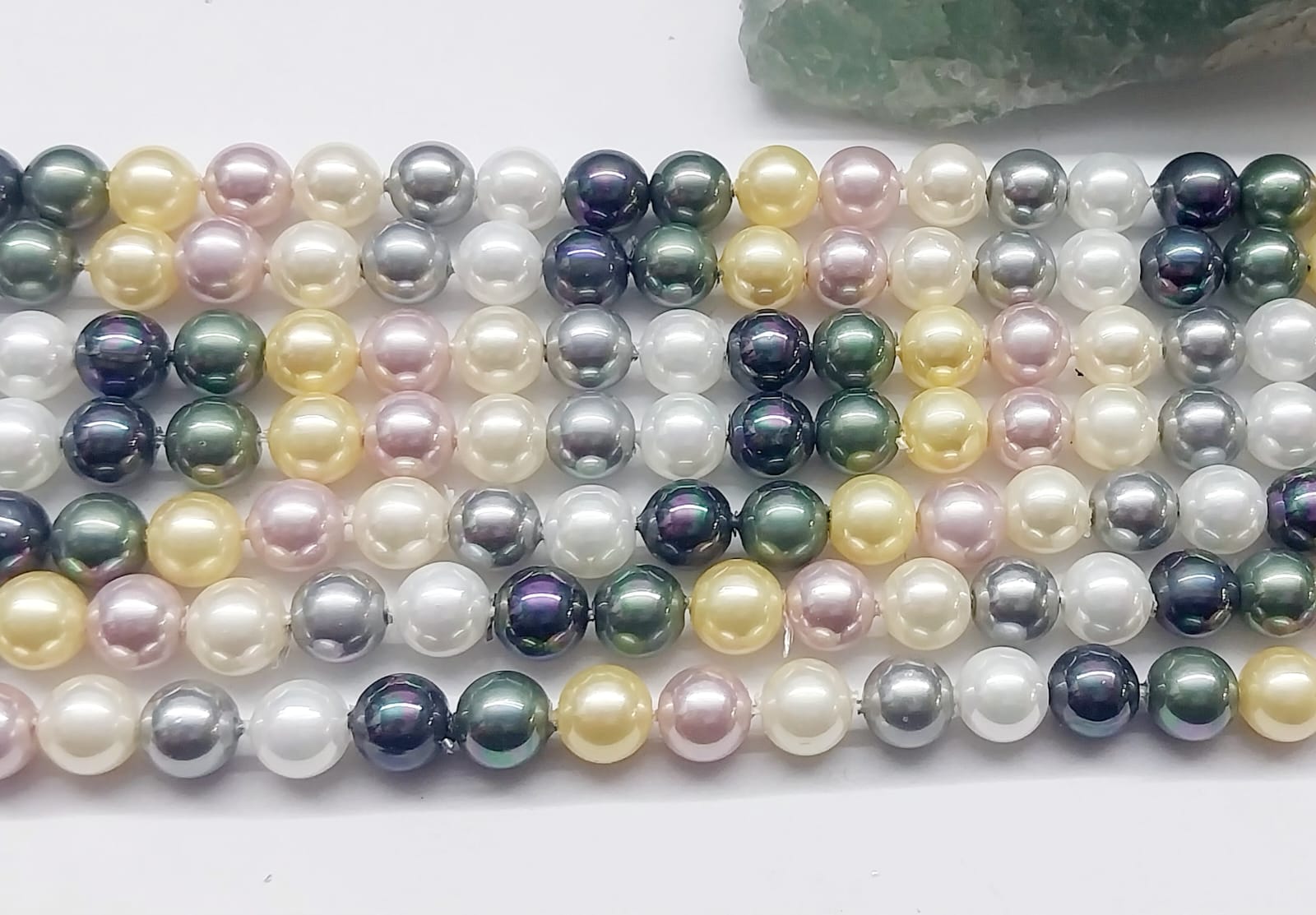 PERLA SHELL | 6MM | MIX BLANCO VERDE AZUL AMARILLO BEIGE – CrystalStone