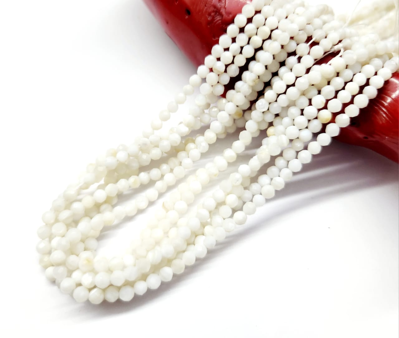 PIEDRA MINI FACETADA | CONCHA DE NACAR CREMA | 3MM | co.4 – CrystalStone