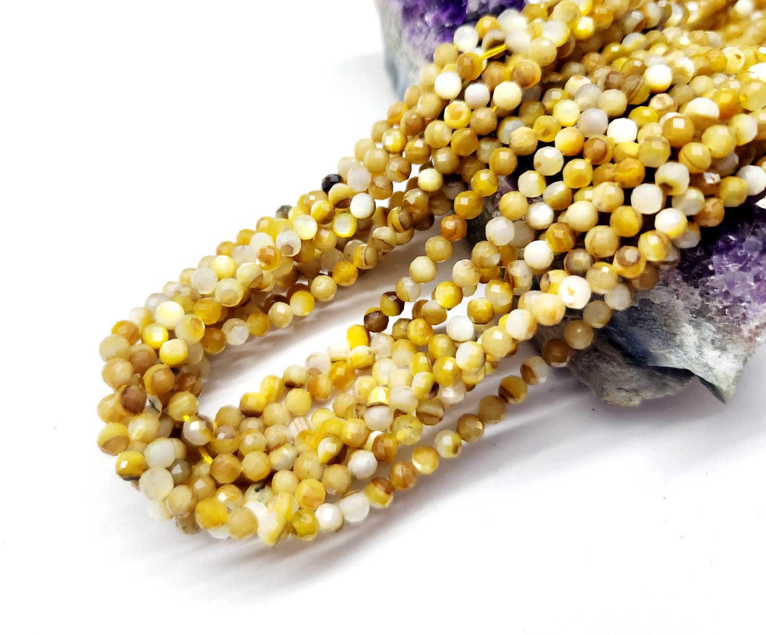 PIEDRA MINI FACETADA | CONCHA DE NACAR AMARILLO | 3.4MM | co.7 ...