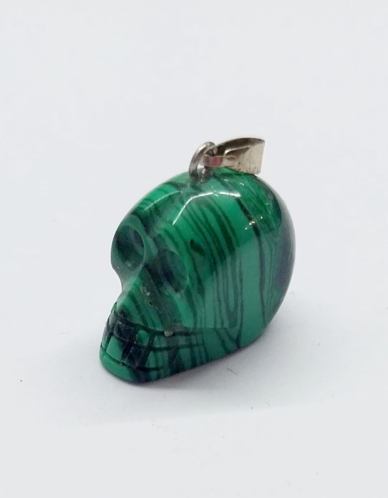 COLGANTE DE PIEDRA CALAVERA | MALAQUITA – CrystalStone