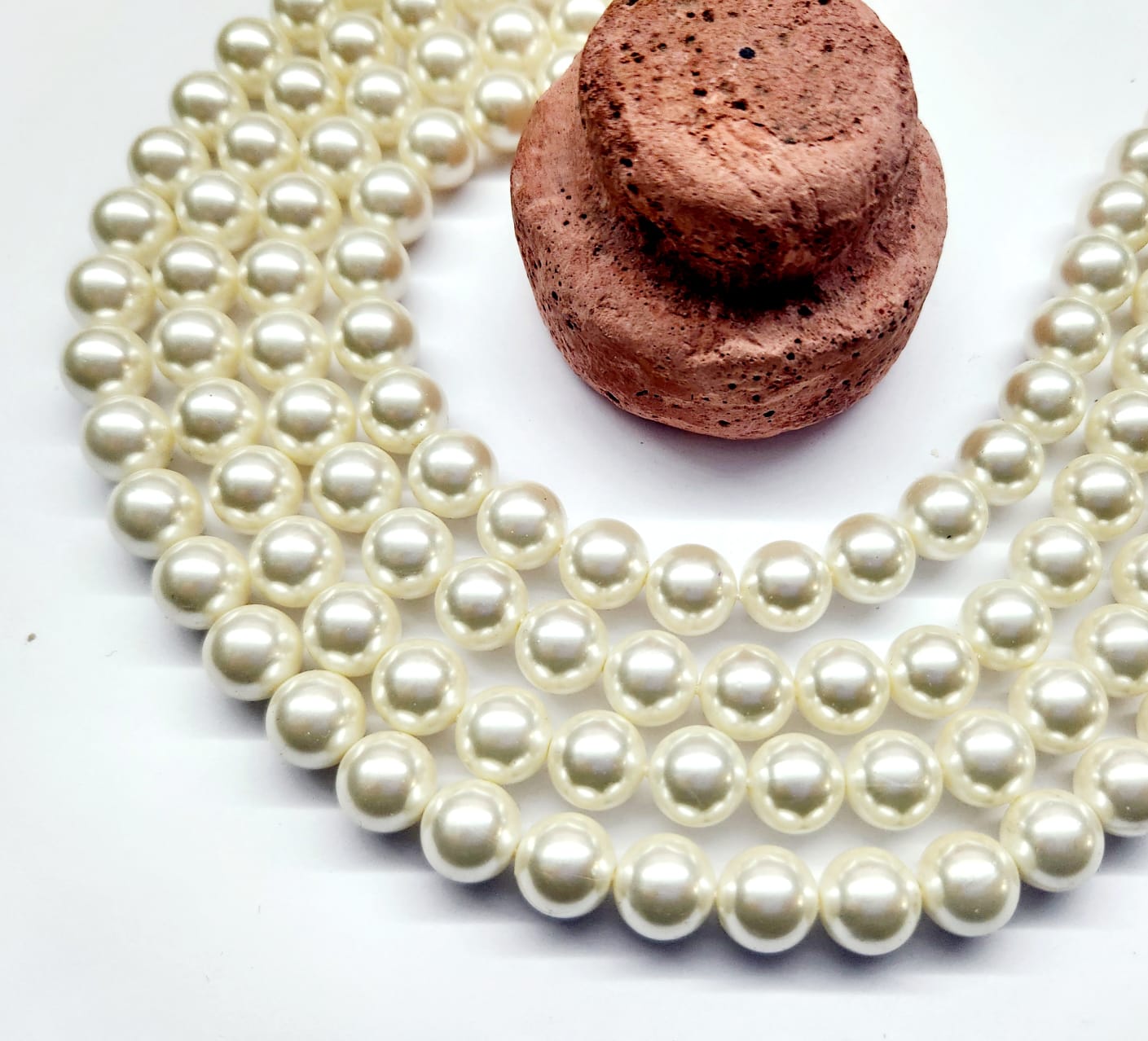 PERLA SHELL | 10MM | MANTEQUILLA – CrystalStone